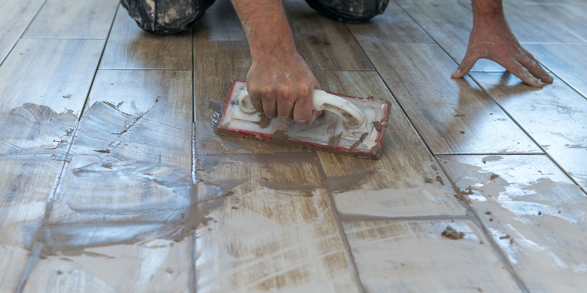 Slik fuger du fliser | Byggeanbud.no